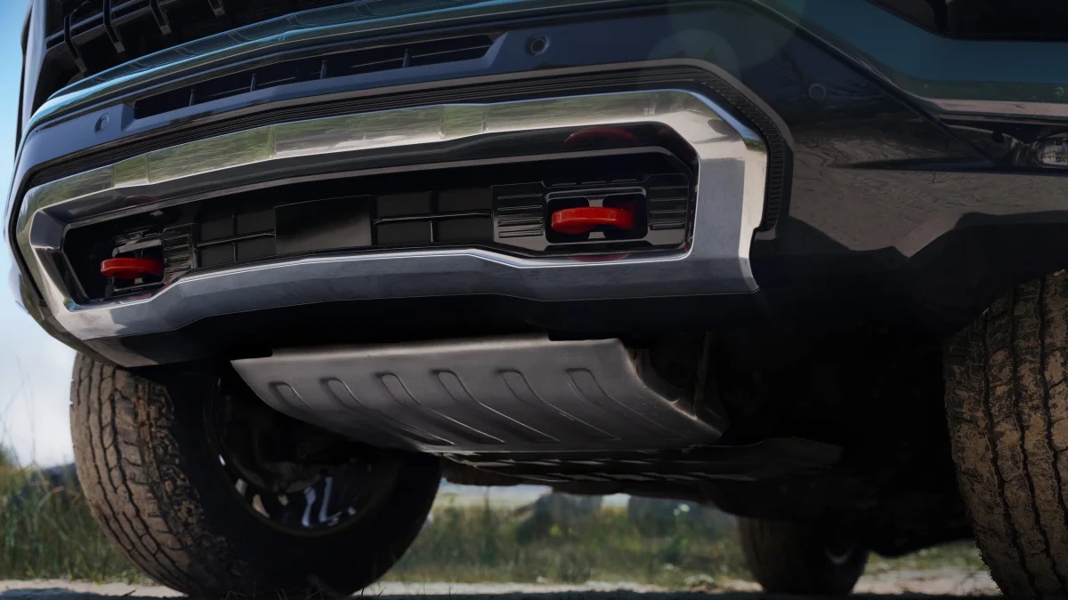 StriveME - الكشف عن شفروليه تاهو وسوبربان 2025 بتحديثات منتصف العمر وتقنيات جديدة